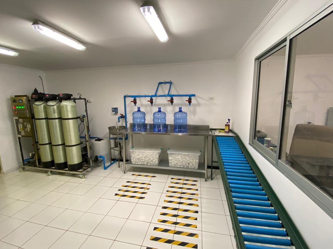 Vender Agua Purificada En Chile: Requisitos Para Tu Negocio
